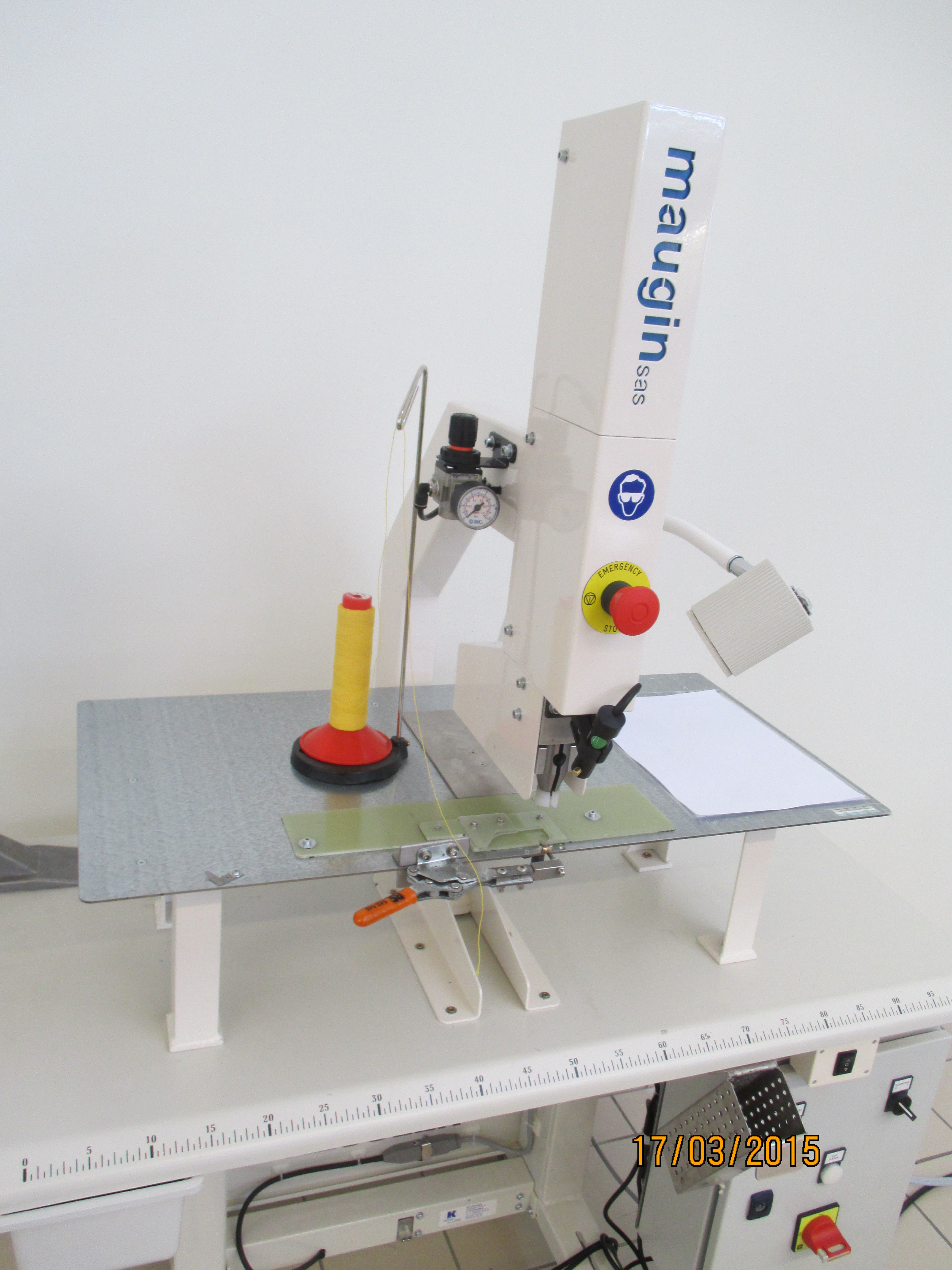 Machine point main - MAUGIN - 1 aiguille, 1 fil "Point à cheval ...